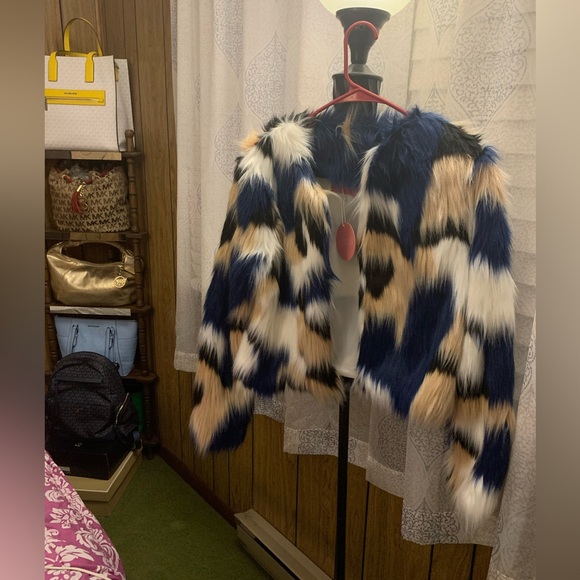 lilly’s closet | Jackets & Coats | Faux Fur Jacket | Poshmark